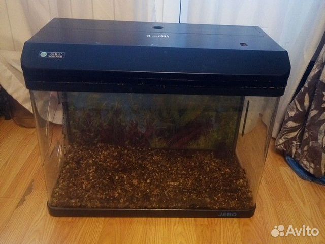 Отдаю Аквариум разбитый Jebo r600a